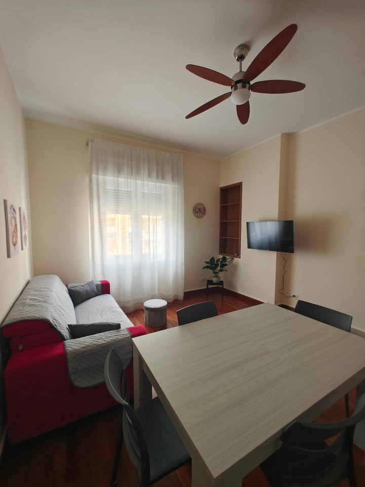 Appartement De 2 Pièces, Cuisine Et Salle De Bains - Caltanissetta