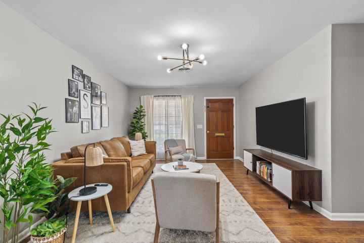 Louisianan Mid Century Modern - Shreveport, LA