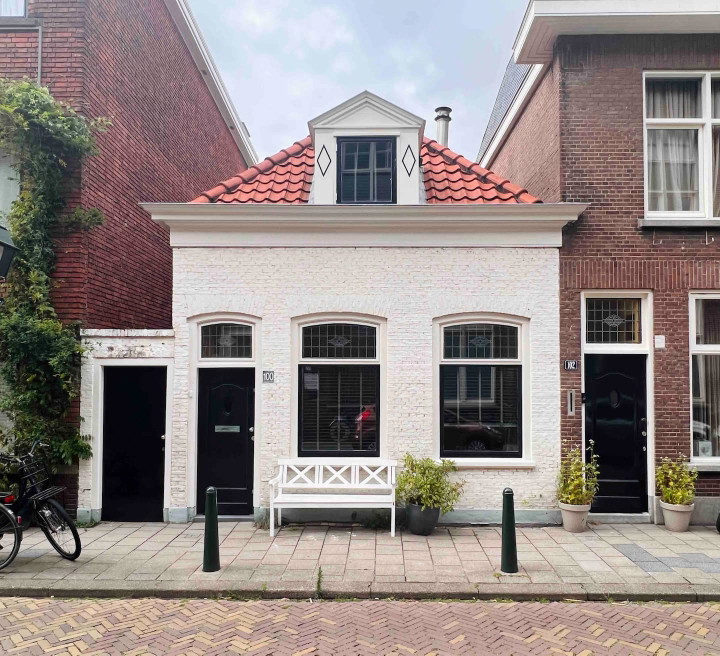 Beautiful Little Fishermans House Near The Beach - The Hague
