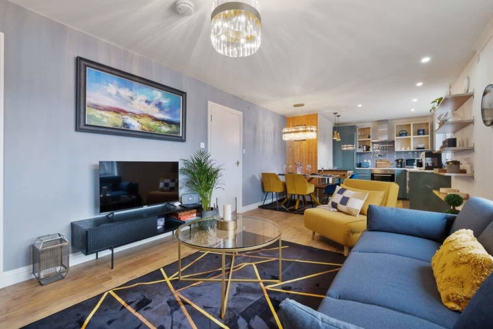 Boutique Beachside Apartment With Jacuzzi Bath - Findhorn