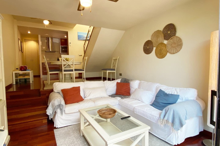 Renovated Duplex Located On The Second Line Of The Sea In The Center Of Platja D'aro. - Platja d'Aro