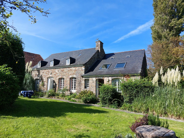 Grande Maison Avec Grand Jardin 8 à 12 Personnes - France