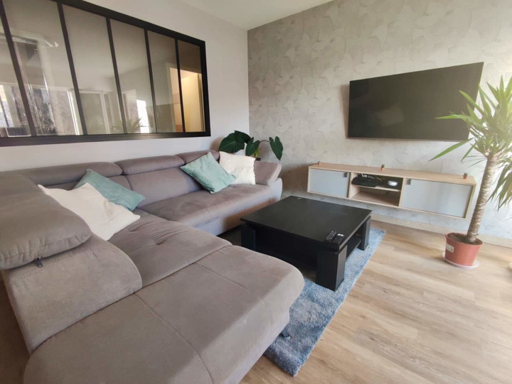 Spacious 4 Bedrooms With View And Parking - Quimper