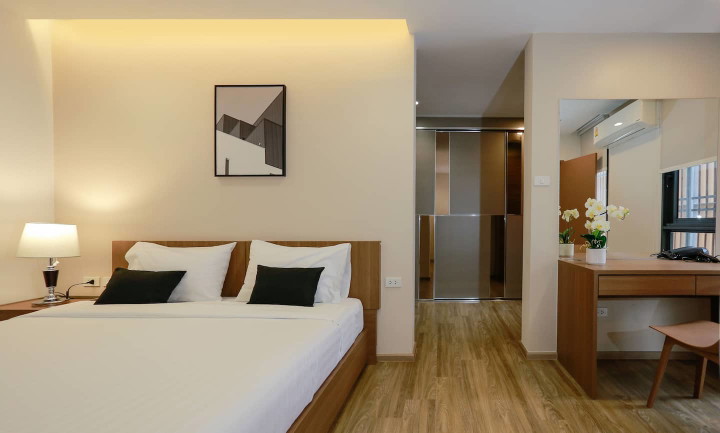 70 Sq.m. 2br/1bath Apartment. 400m From Bts Nana - Bangkok