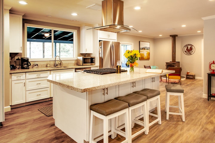 Sunny Spacious Getaway ~ Sebastopol - Sebastopol, CA