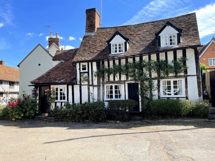 15th Century Cottage In Essex - Saffron Walden