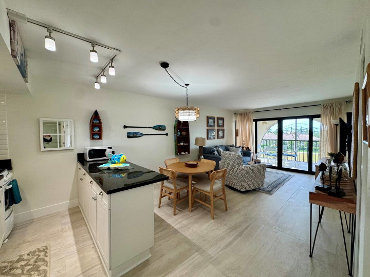 Waterfront 1br Condo, Pool, Wifi-an-c501 - マルコ・アイランド, FL