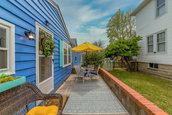 Wild Blue Cottage, Steps From The Beach - Cape Charles, VA