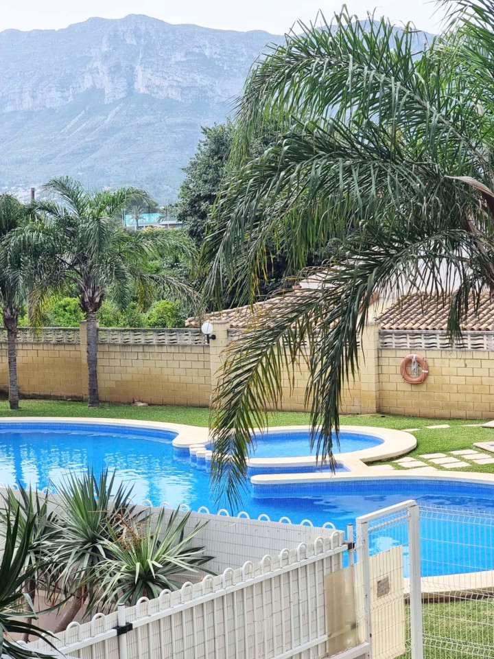 Denia, Apartamento Con Piscina Cerca De La Playa. - Dénia