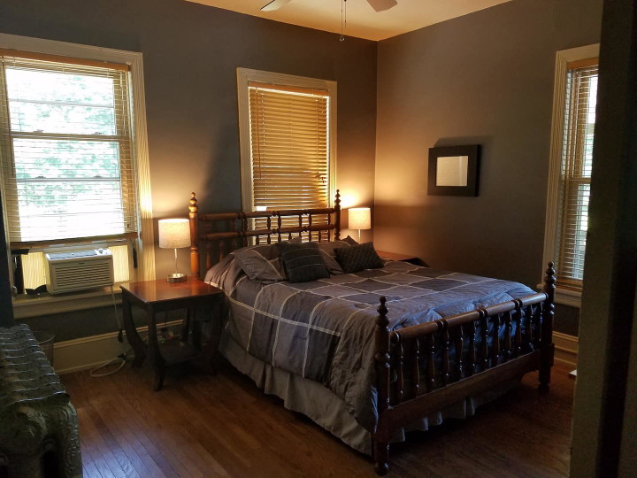 One Bedroom Apartment. Easy Access To Route 15/180 - Williamsport, PA