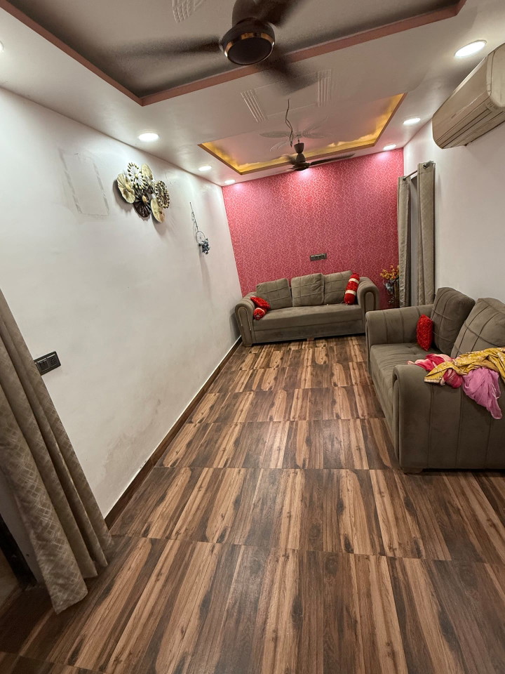 Simple, Clean, Peaceful Flat In A Residential Area - New Delhi