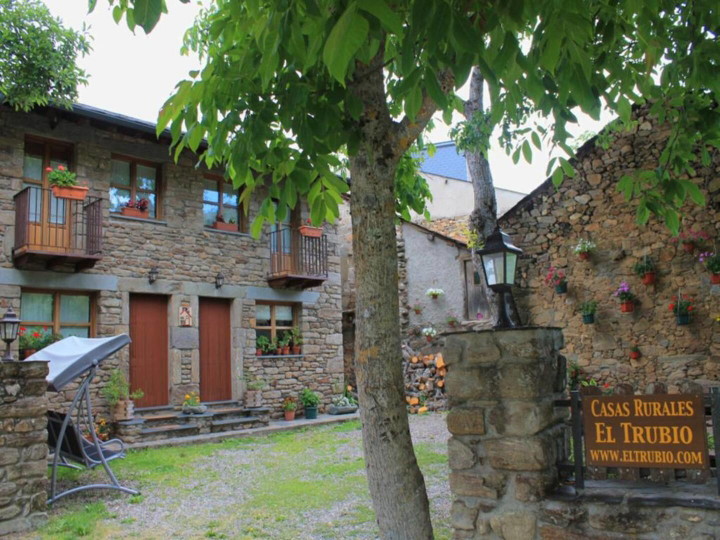 Casa Rural El Trubio Junto A Río Con Bbq Y Parking - Puebla de Sanabria