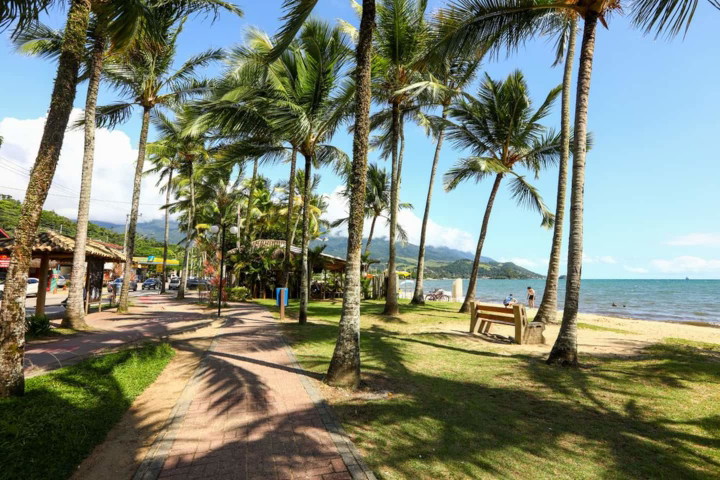 Acomodação Para Casal Com Excelente Localização - Ilhabela