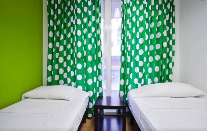 Private Room With Single Beds In The Center Of Bcn - Barcelona