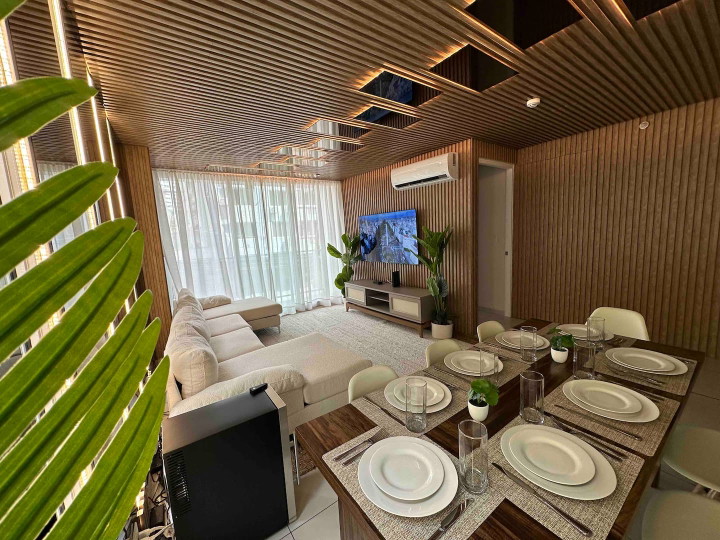 1a- Elegance & Elegance Includes Private Jacuzzi! - Panama City