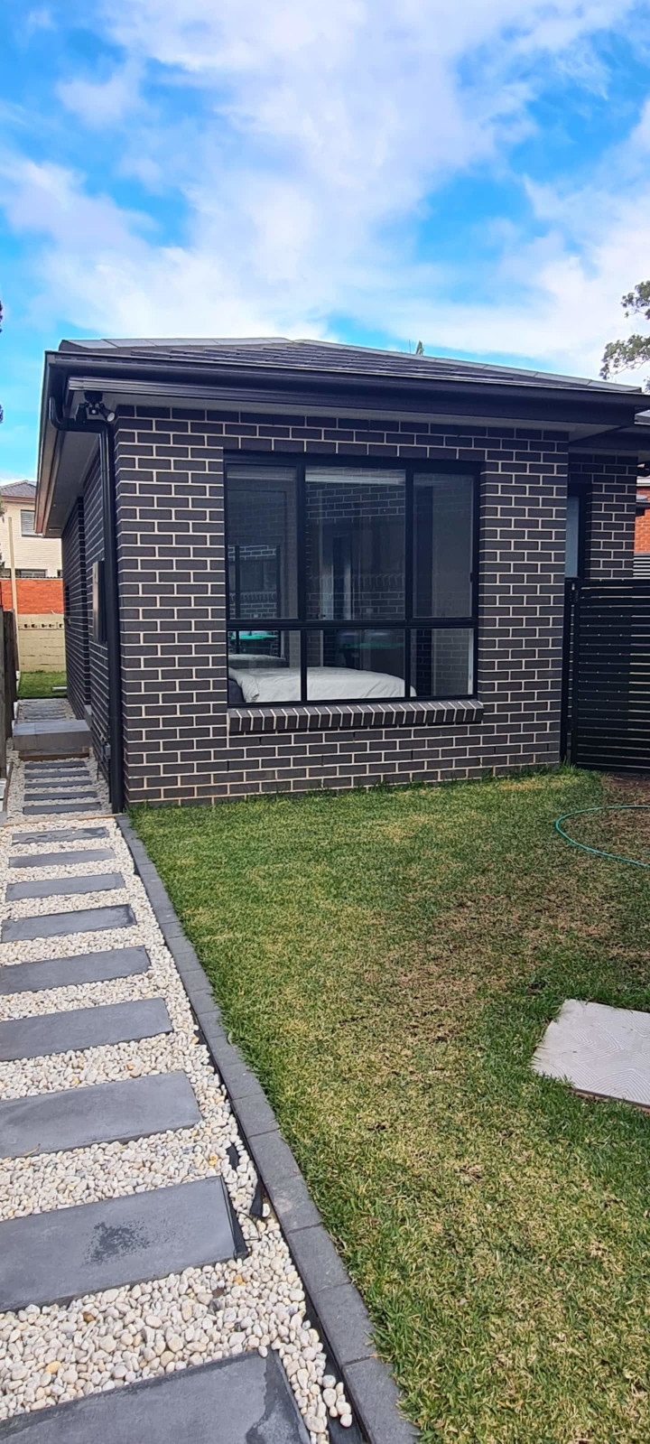 Luxury Home 
Macq. Uni Hospital 
Bus Metro To Cbd - Gordon