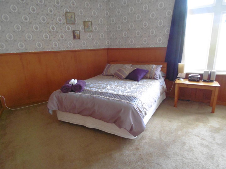 Fareham - Mataī: Affordable Retro Room - Greytown