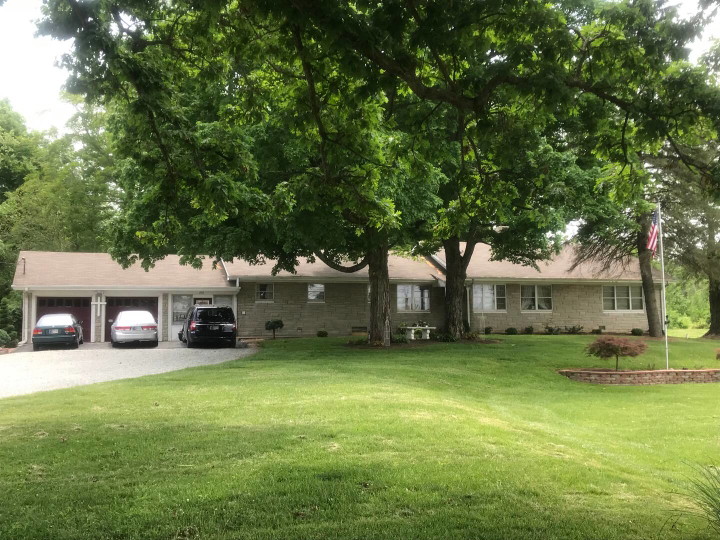 Beautiful Large House State Park Like Setting -Pr1 - Mooresville, IN