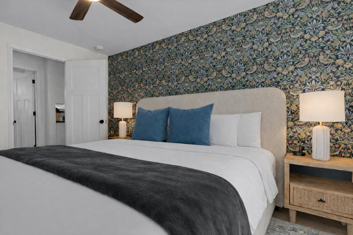 Charming 1br Getaway | Eastpointe - Sterling Heights, MI