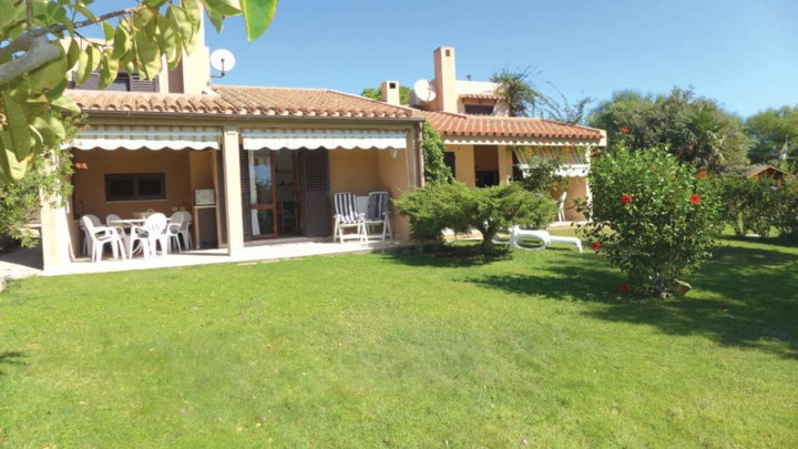 Mia Mare  A 80m Dal Mare, Relax E Comfort - Costa Rei