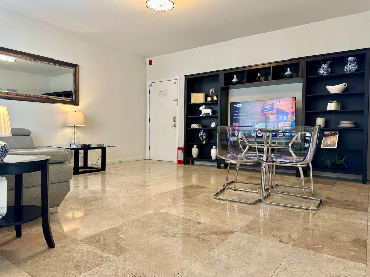 Rosita's 2 Bedrooms/1 Bath Super Near The Beach - Miami Beach, FL