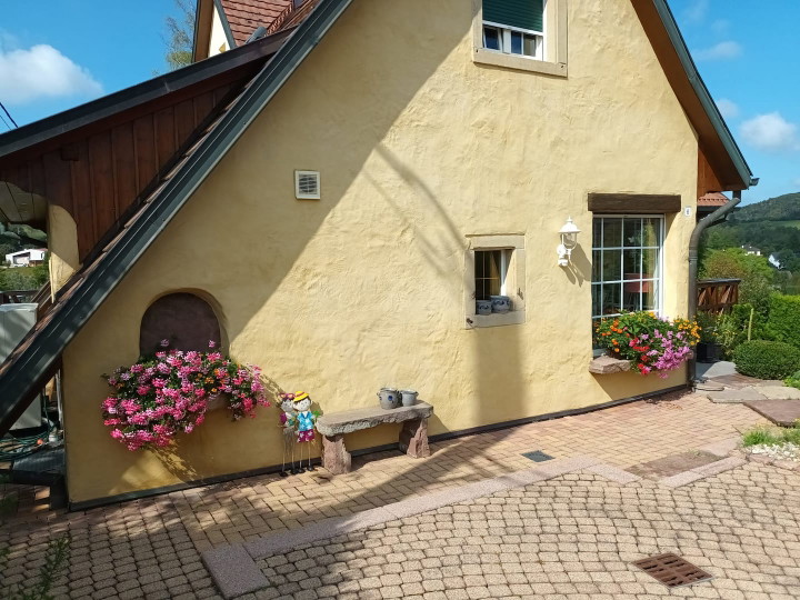 Entire Apartment In House. - Elsass