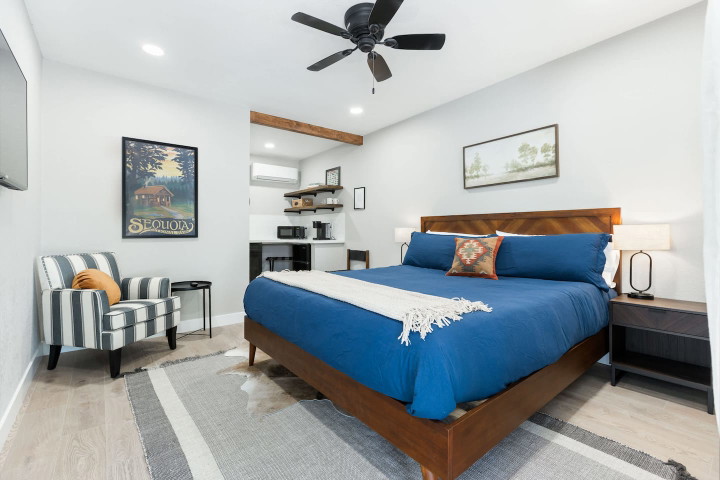 Heather Rm4 Sequoia Motel Ac, Wifi, Pool - California