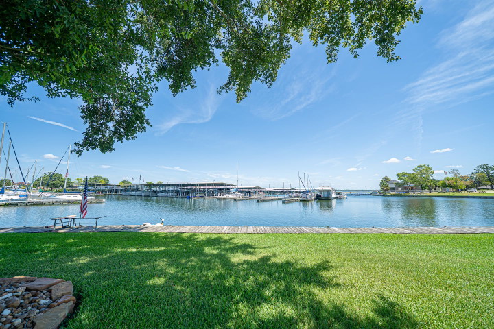 Lake Conroe Luxury Retreat | Boat Slip + Sunsets - Conroe, TX