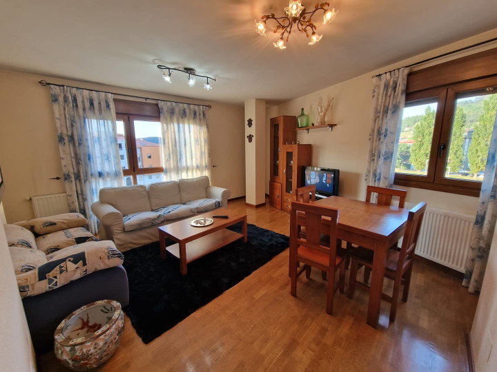 Rafael's Apartments, Ría Villavici Apartment. - Villaviciosa
