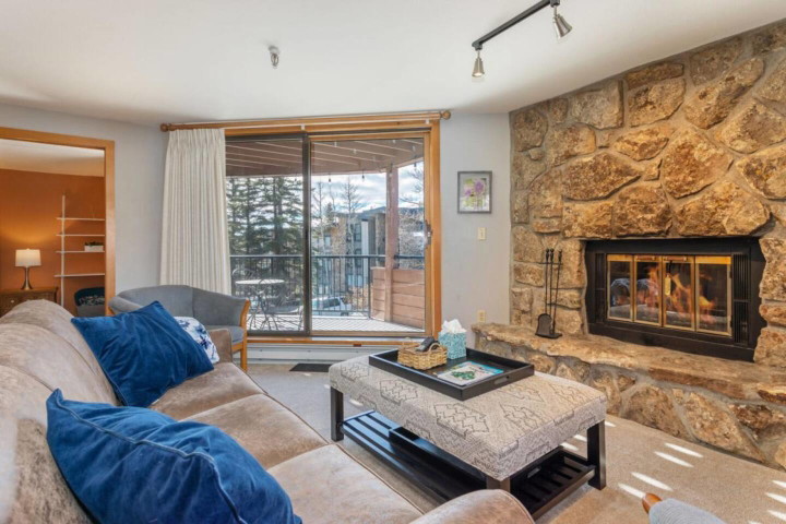 The Lakeside  Ideal Location  Hot Tub  Sleeps 6 - Summit County, CO