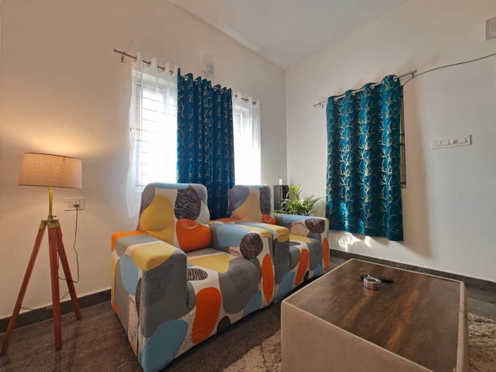 Stylish 1bhk With Kitchen In Hsr | Livigo Stays - 