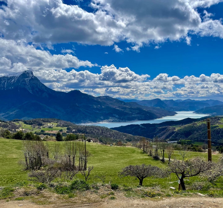 Maisonnette Avec Vue Sur Le Lac De Serre Ponçon - Hautes-Alpes