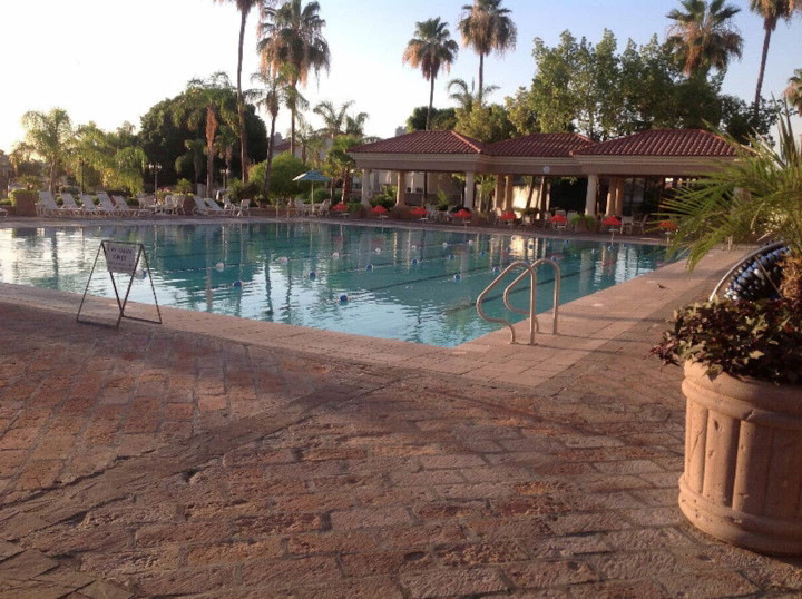 Val Vista Lakes 2br 2 Bth Condo Vacation Rental - ギルバート, AZ