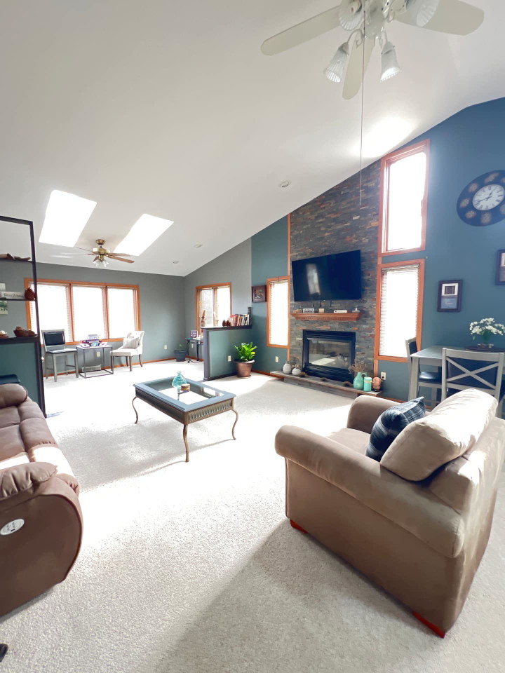 Cozy Gem In The City. - Rockford, IL