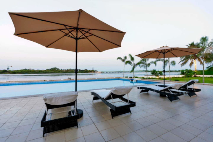 Lynwood Villa - Lake Front Omr Side Padur Location - 