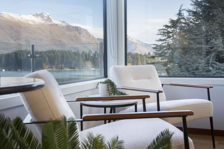 Livin' On Lake Time | Waterfront W/ Stunning Views - Queenstown