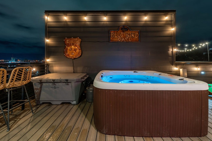 Nashville Serenity Spot|hottub, Sauna & Coldplunge - Nashville, TN