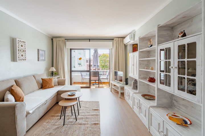 Sunny Apartment By The Beach - Albufeira