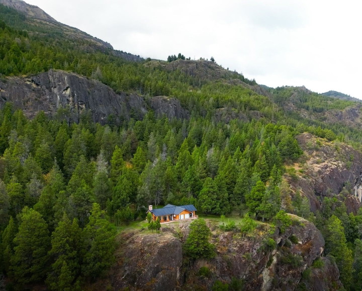 El Remanso, A Viewpoint In The Mountains - El Bolsón