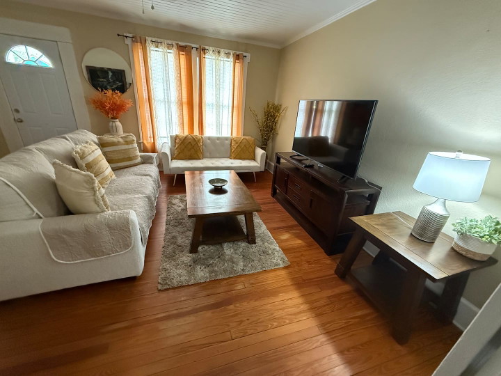 Sleeps 10| Pet-friendly W/ Parking & Nature - Valdosta, GA