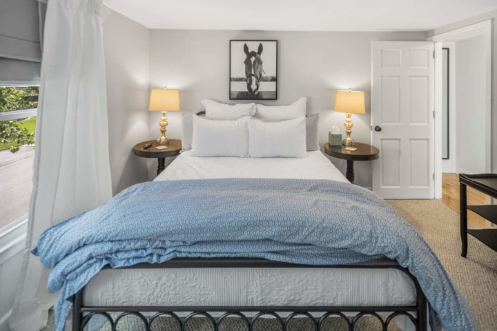 The Clubhouse: Walk To Downtown, Spac & Track - Saratoga Springs, NY
