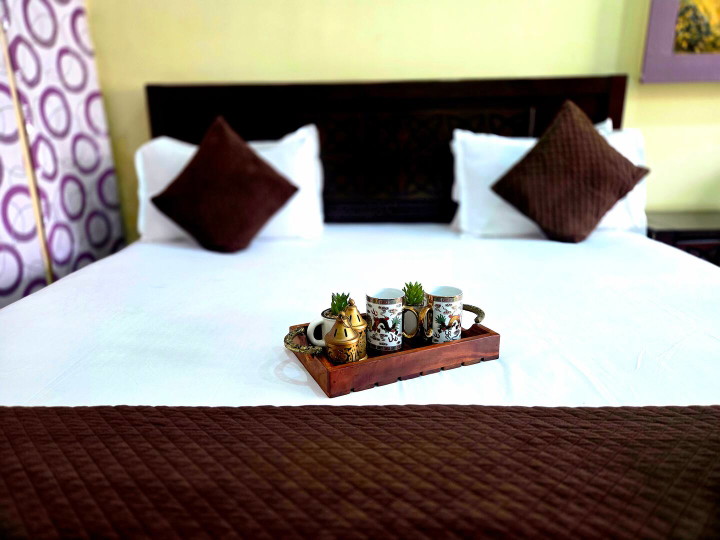 Siddha Xanadu Studio Apartment # 806 - Kolkata