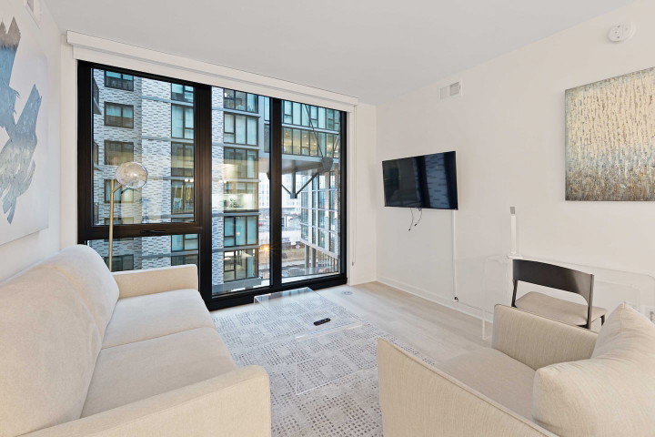 Near Cap Hill 2br | Pet-friendly W/ Play Area - Washington, DC