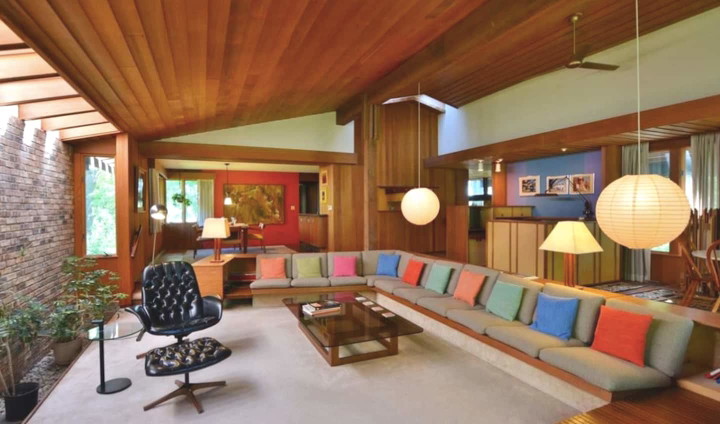 Remarkable Mid-century Modern Time Capsule. - Bloomington
