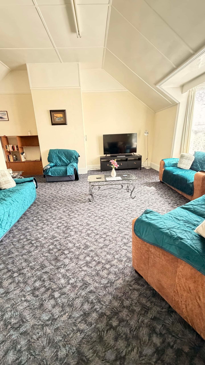 The Barracks House - Falkland Islands (Islas Malvinas)