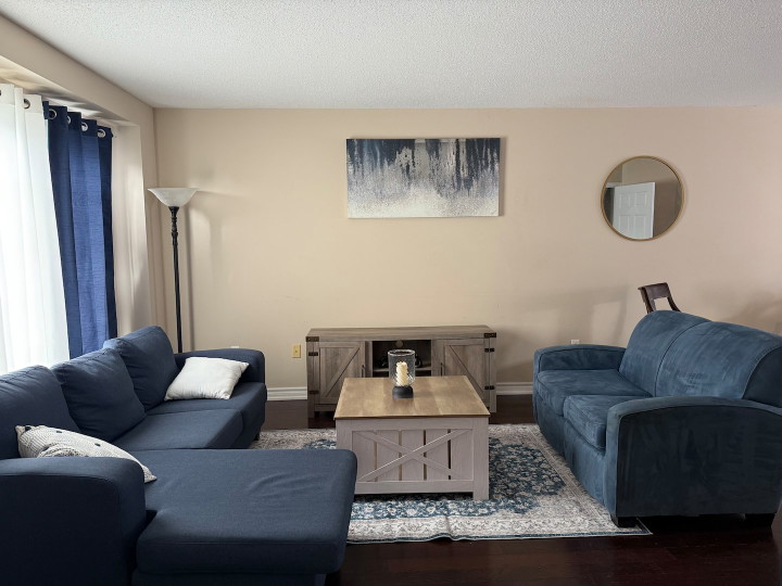 Classy Minimal Home  Trails & Lake Access - Guelph