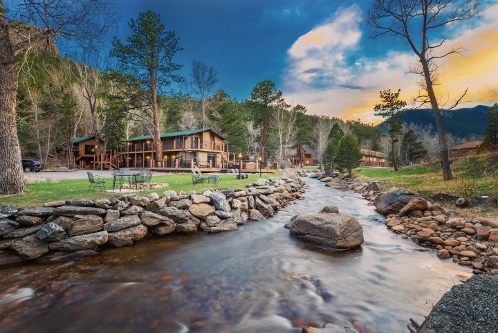 River View King Room With Balcony - Estes Park, CO
