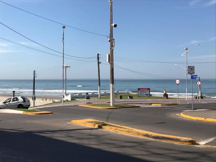Apartamento 1 Dormitório Beira Mar Em Torres - Torres, Brasil
