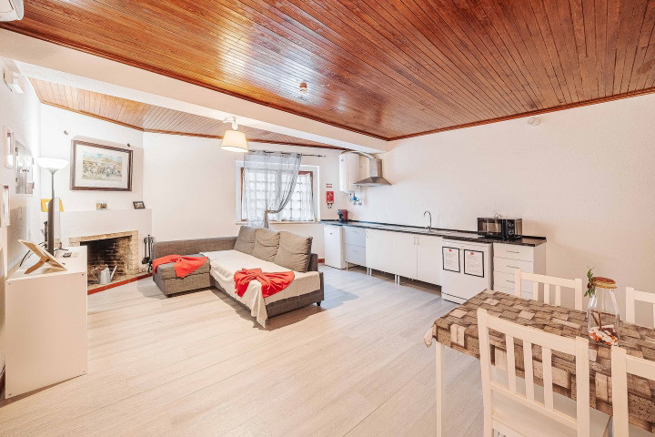 Casas Da Biquinha | Pedra Amarela - Rio de Mouro