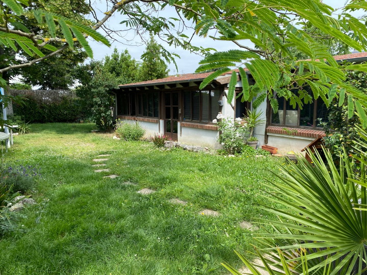La Cabane Au Fond Du Jardin - Orléans